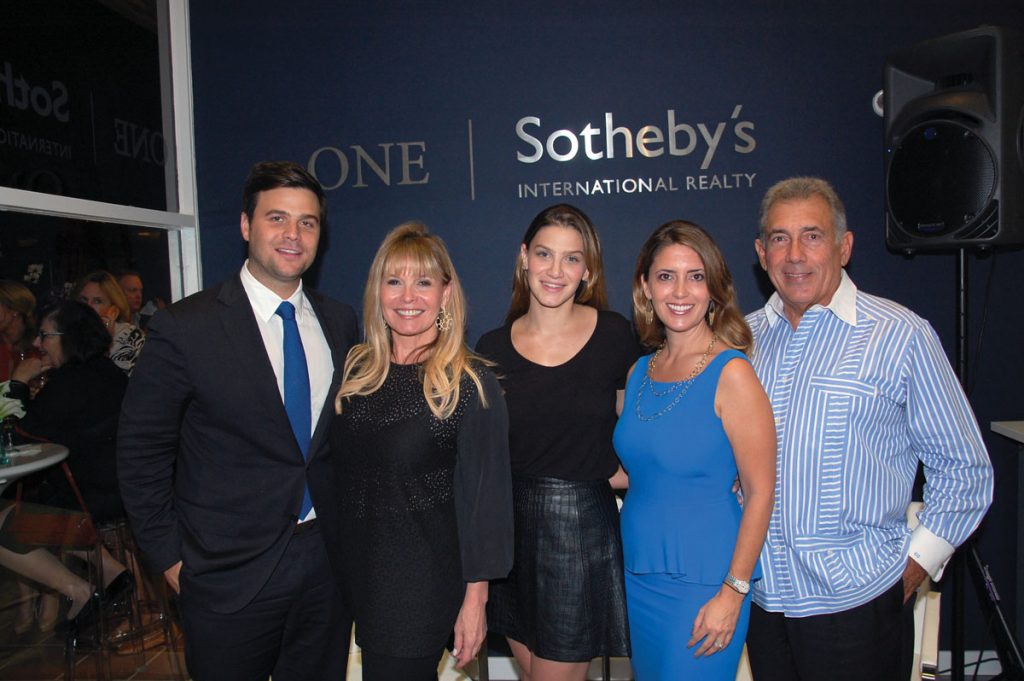 Stylish Opening - Key Biscayne Magazine