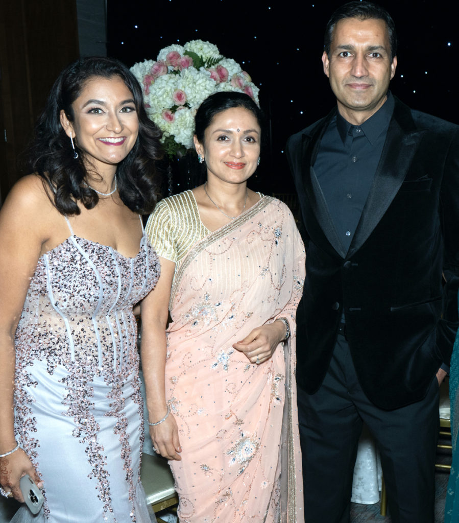 Island Cheer - Key Biscayne Magazine